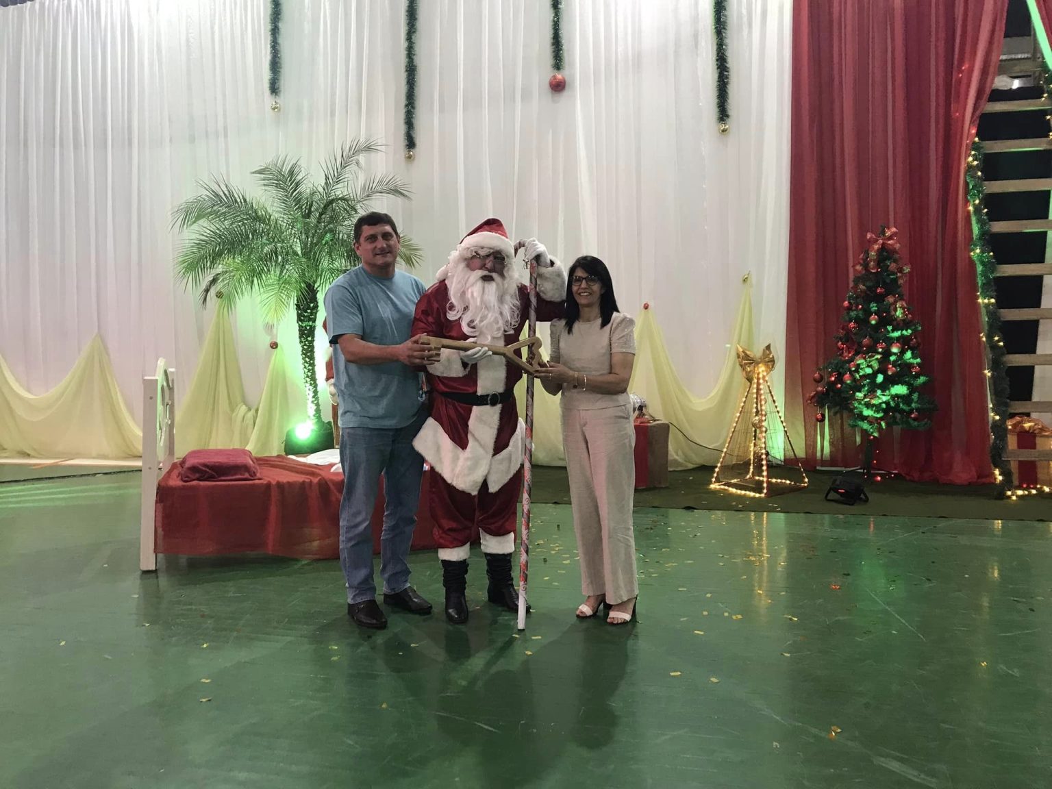 CHEGADA DO PAPAI NOEL- A MAGIA QUE ENCANTA A TODOS. – Prefeitura ...